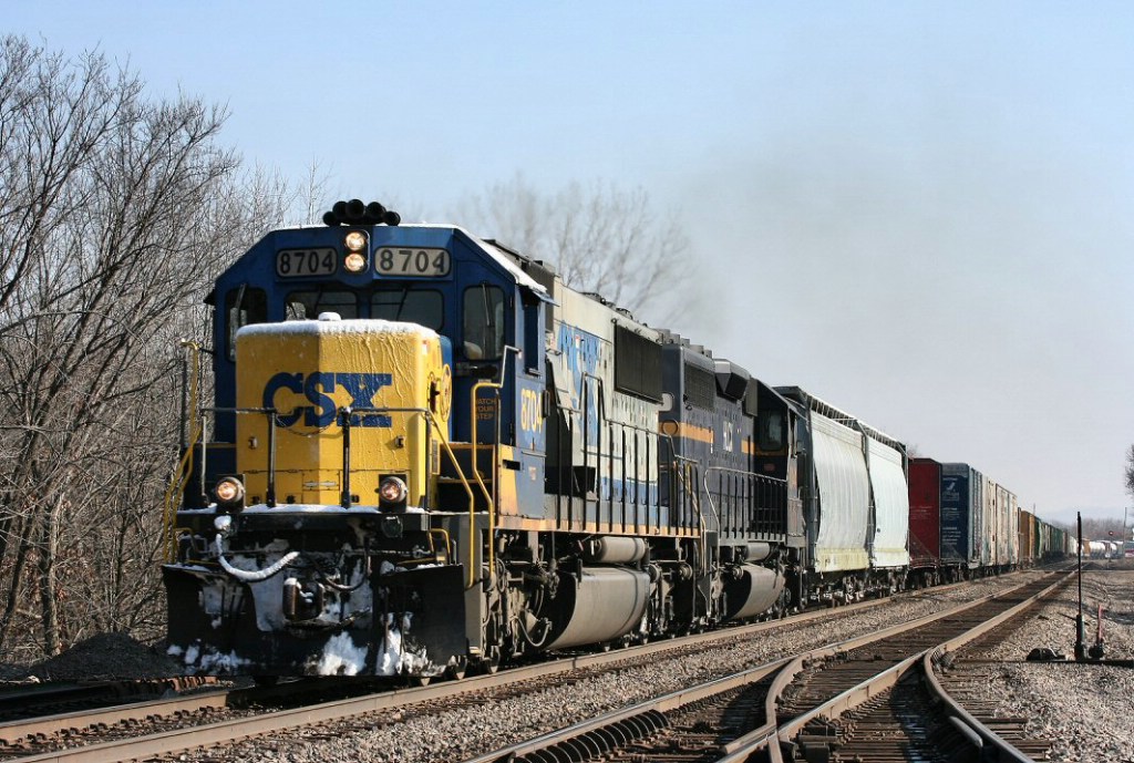 CSX 8704